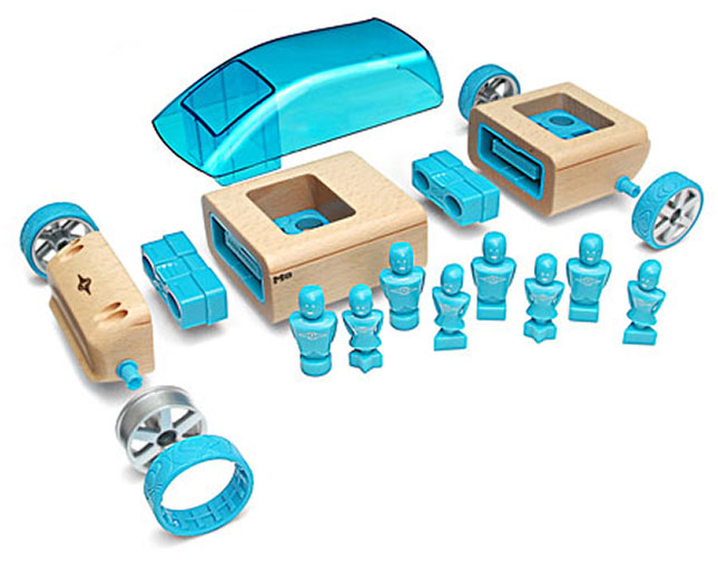 Automoblox M9 Sportvan - - Fat Brain Toys