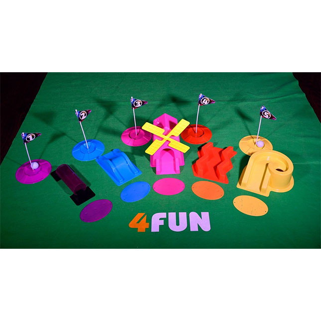 4FUN Deluxe Cosmic Glow Mini Golf - 5 Hole Course Set