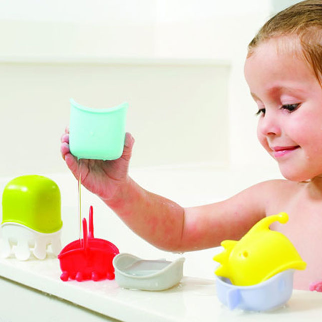 Creatures Bath Toy Set - - Fat Brain Toys