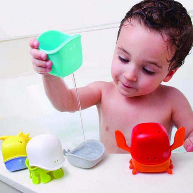 Creatures Bath Toy Set - - Fat Brain Toys