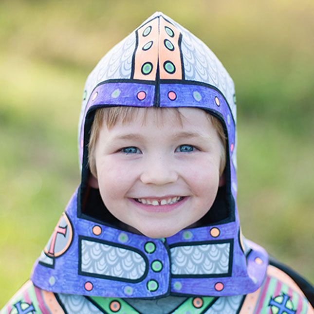 Color A Knight Helmet - - Fat Brain Toys