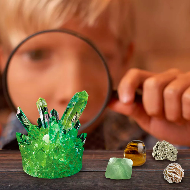 National Geographic Earth Science Activity Kit - Best for 8 year olds