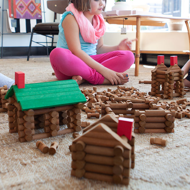 Timber Log Builders - 699 Piece Set - - Fat Brain Toys