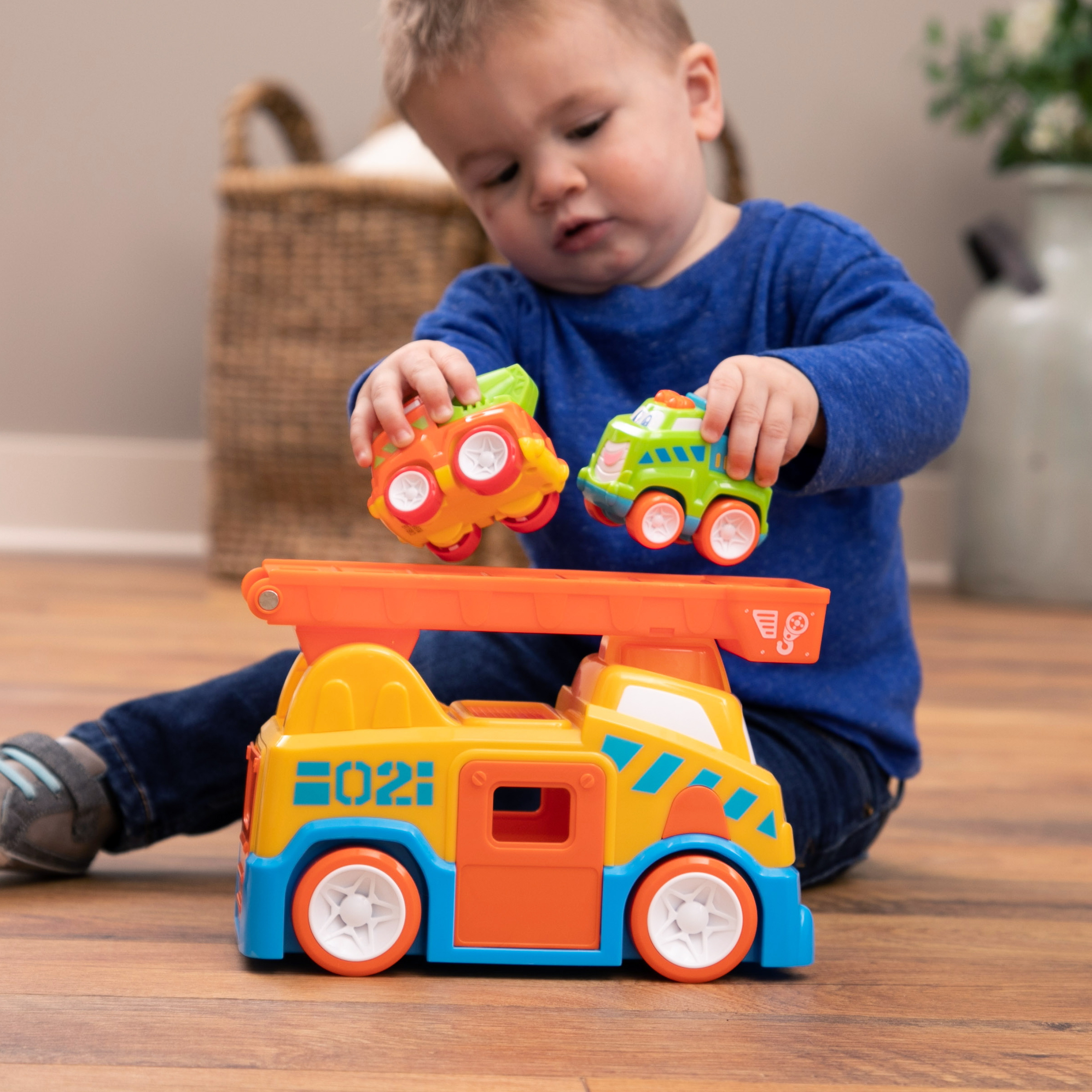 Zoom 'n Vroom Ladder Launch Crane - - Fat Brain Toys
