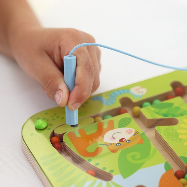 Magnetic Game Flower Maze - - Fat Brain Toys