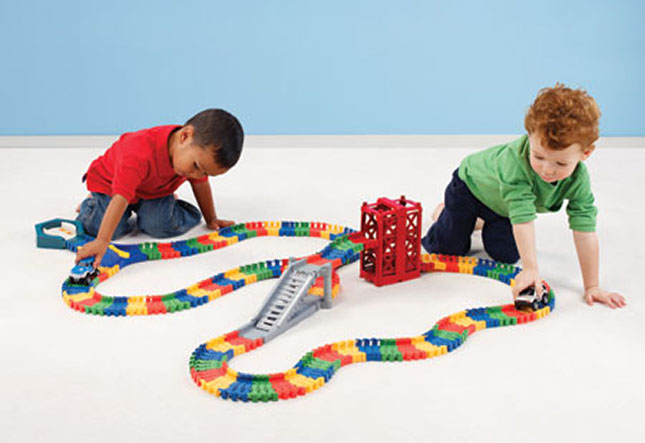 Kidoozie Deluxe Build A Road 142 Piece Police Patrol Chase Flexible