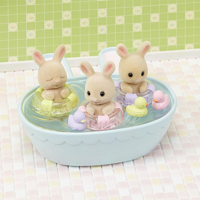Calico Critters - Triplets Baby Bathtime Set - - Fat Brain Toys