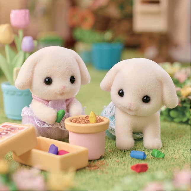 Calico Critters - Flora Rabbit Twins - - Fat Brain Toys