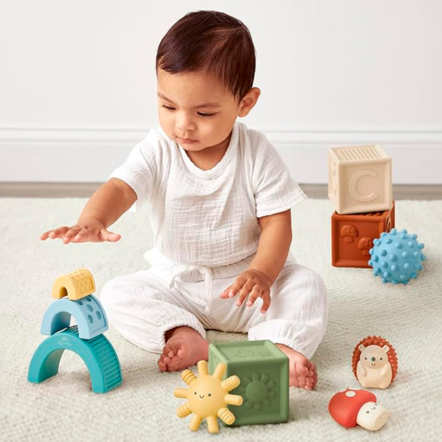 Itzy Blocks - 10 Sensory Blocks, Balls & Friends