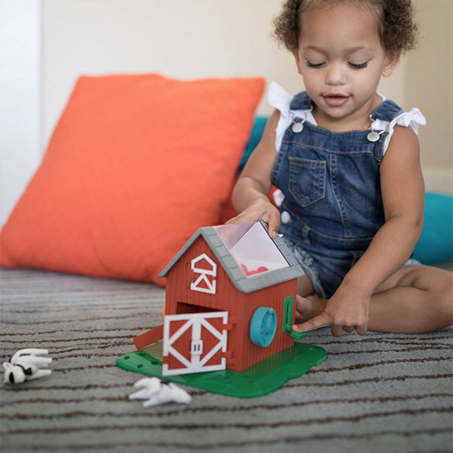 Bright Basics Busy Barn - - Farm Toys