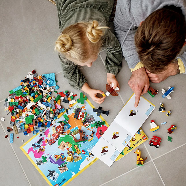 LEGO Classic - Around the World - - Fat Brain Toys