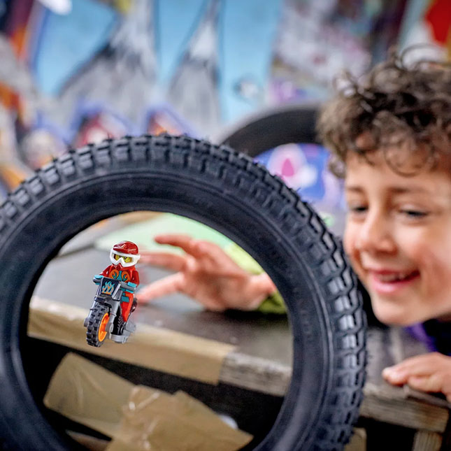 LEGO City Stunt - Fire Stunt Bike - - Fat Brain Toys