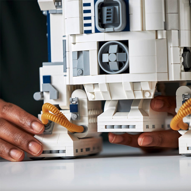 LEGO Star Wars - R2-D2™ - - Fat Brain Toys