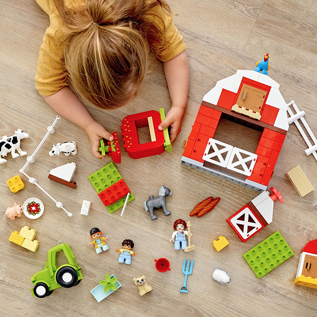 LEGO DUPLO Town - Barn, Tractor & Farm Animal Care - - Farm Toys