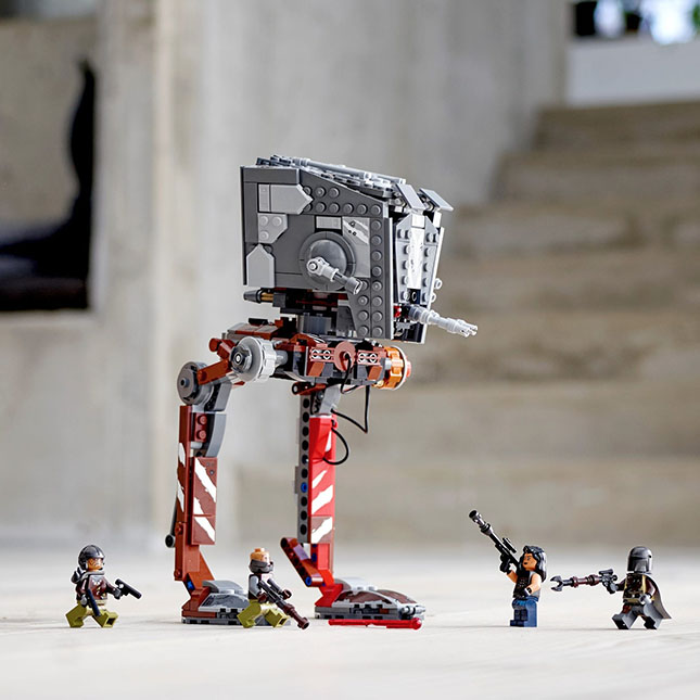 LEGO Star Wars - AT-ST Raider - - Fat Brain Toys