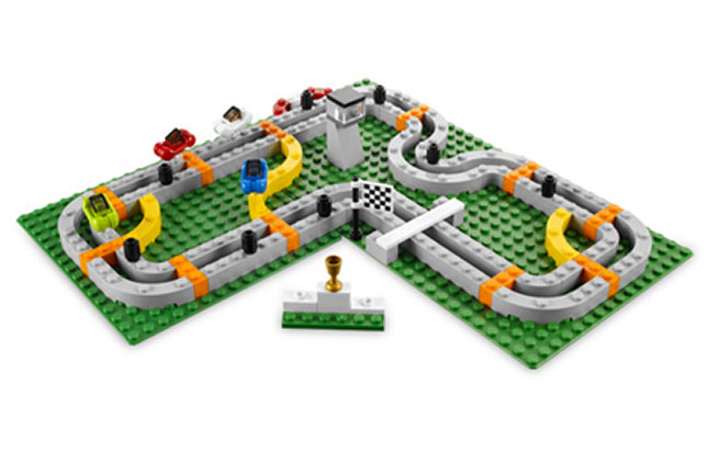 LEGO Games - Race 3000 - - Fat Brain Toys