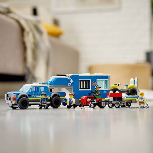 LEGO City Police - Police Mobile Command Truck - - Fat Brain Toys