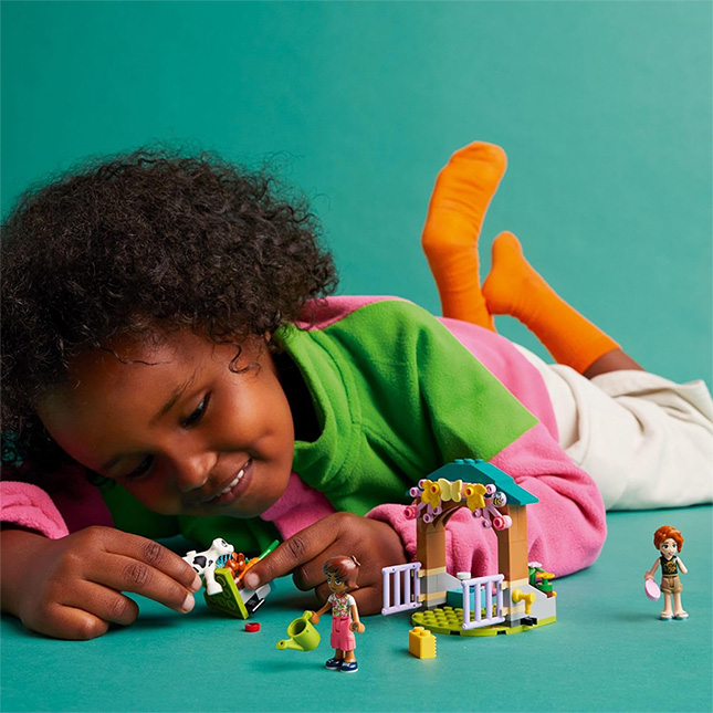 LEGO Friends - Autumn's Baby Cow Shed - Best for Ages 5 to 10