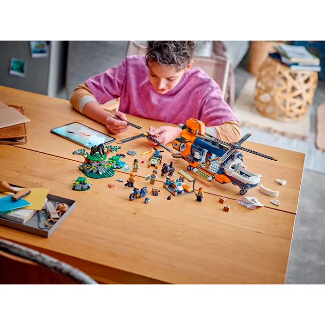 LEGO City Exploration - Jungle Explorer Helicopter at Base Camp