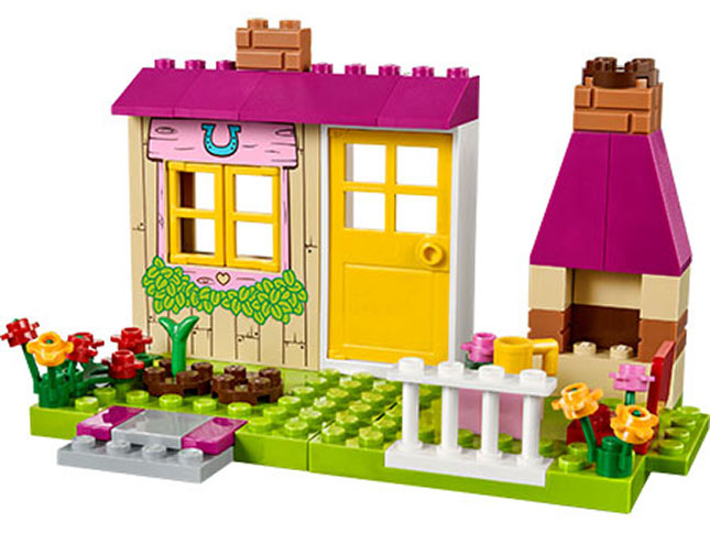 LEGO Juniors Pony Farm - - Fat Brain Toys