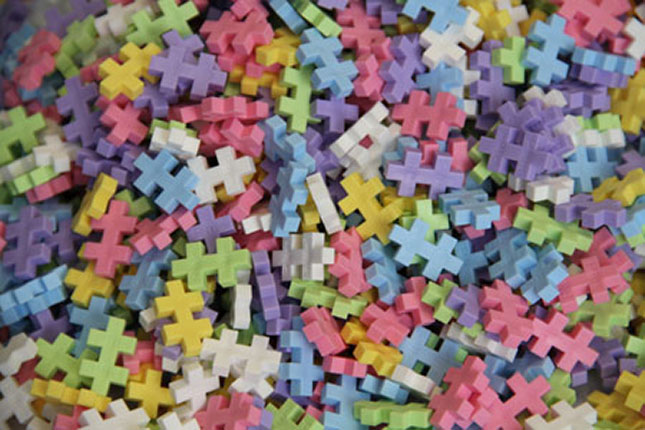 Plus Plus Mini - 600 piece set - - Fat Brain Toys