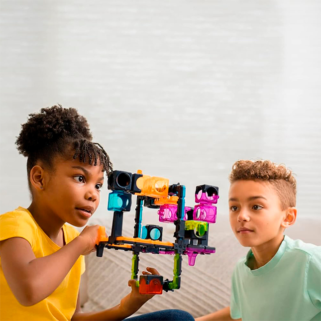 Think Fun Free Fall - Best Brainteasers for Ages 8 to 12