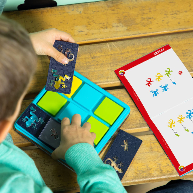 Color Catch - - Fat Brain Toys