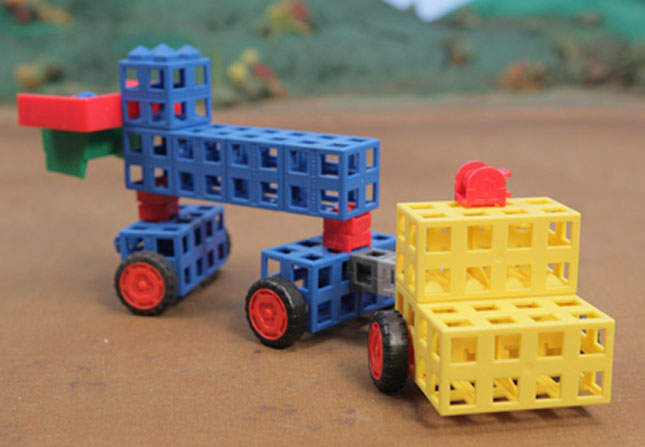 Rokenbok ROK Blocks Preschool Building Set - - Fat Brain Toys