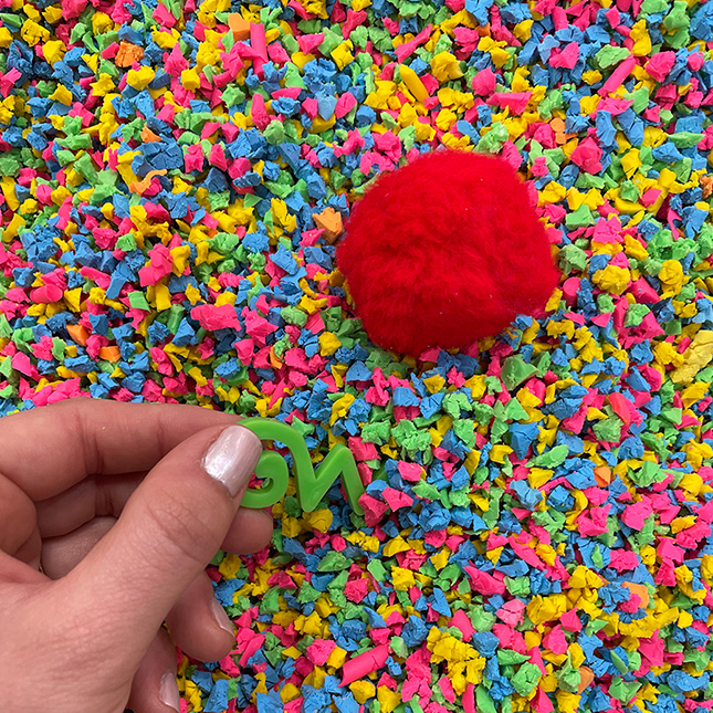 STEAM Sensory Bin - Best Mind & Body for Ages 4 to 9 - Fat Brain Toys