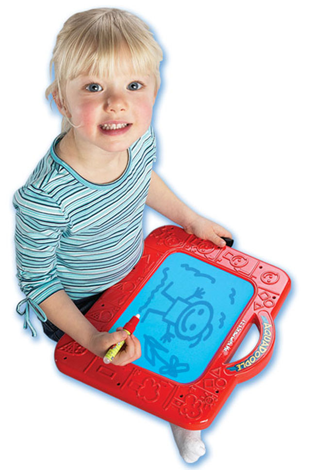 Aquadoodle Go 'n Doodle Travel Doodler - - Fat Brain Toys