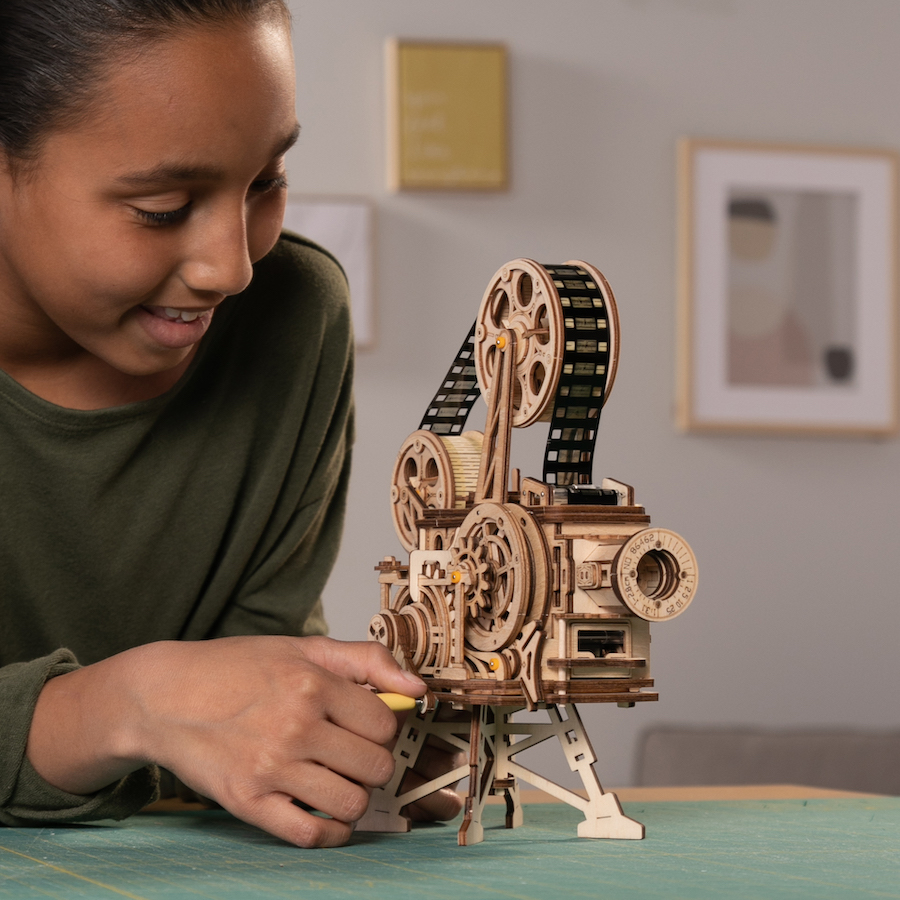 PuzzleGears: Movie Projector - - Fat Brain Toys