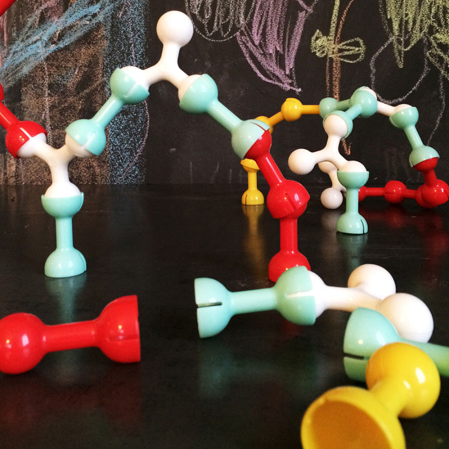 Click & Pop Links - - Fat Brain Toys