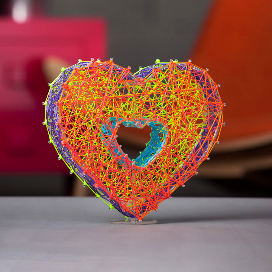 Craft-tastic - 3D String Art - - Fat Brain Toys