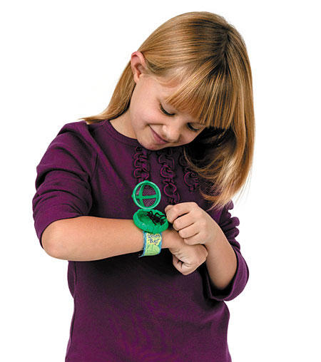 Watch-A-Bug - - Fat Brain Toys