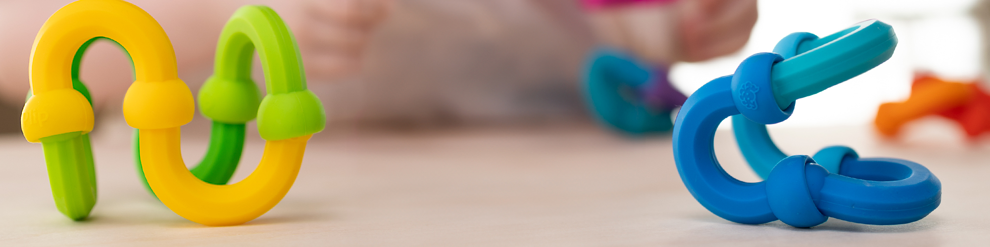 Closeup lifestyle image of Plip Links